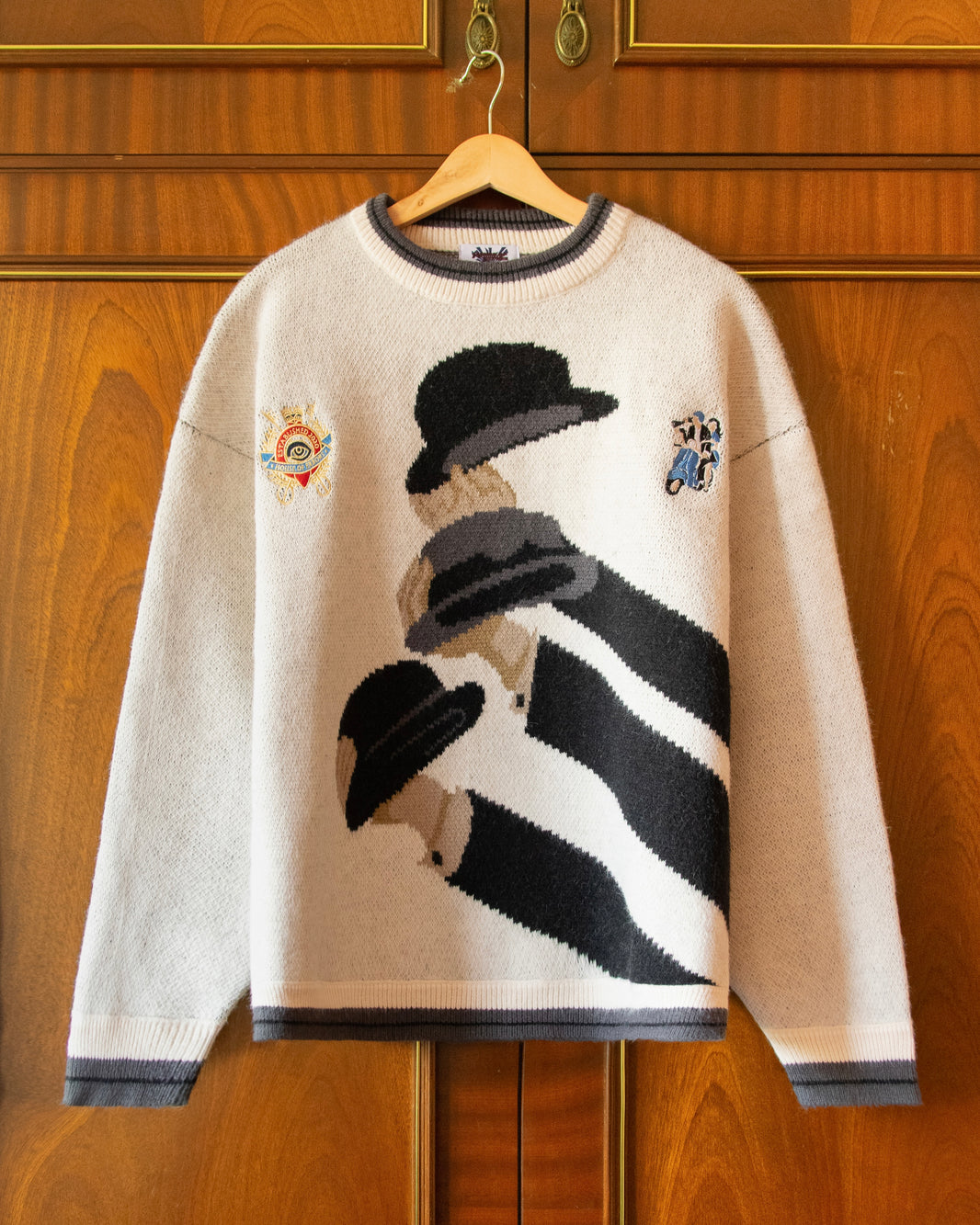 FLARED JOGGERS IN SAHARA – HOUSE OF ERRORS